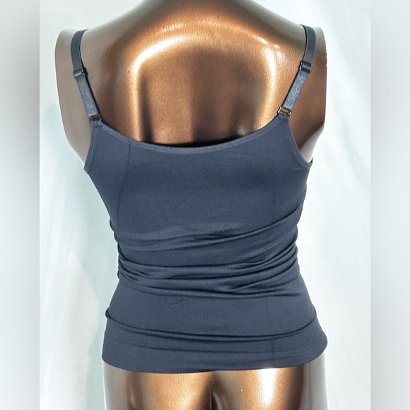 Shapermint | Intimates & Sleepwear | Shapermint Scoop Neck Cami Medium ...